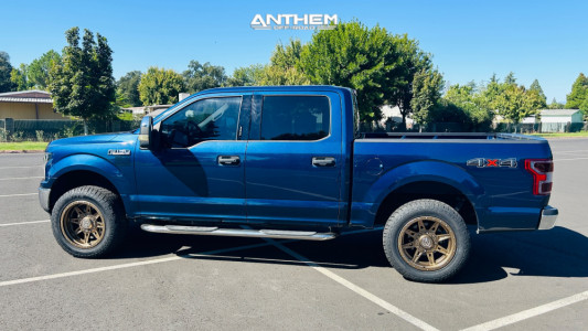 2019 Ford F-150 Wheel Offset Aggressive > 1" Outside Fender Leveling ...