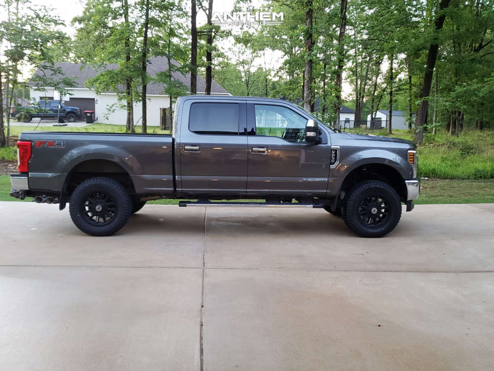 2019 Ford F-250 Super Duty Wheel Offset Slightly Aggressive Leveling ...
