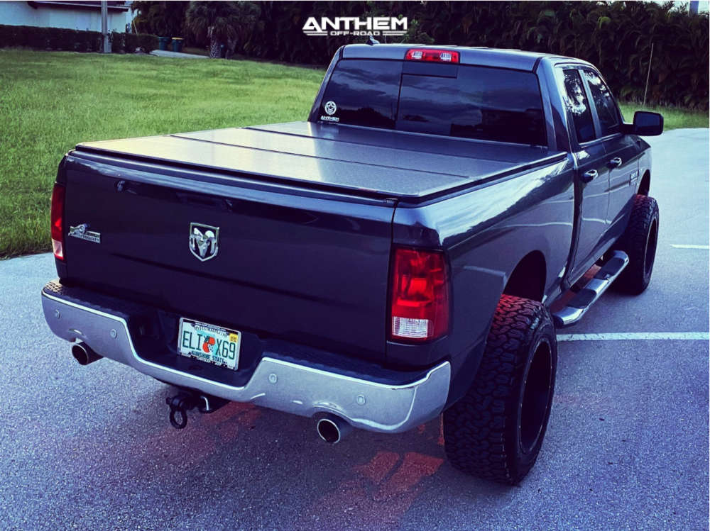 2015 Ram 1500 Wheel Offset Aggressive > 1" Outside Fender Suspension ...