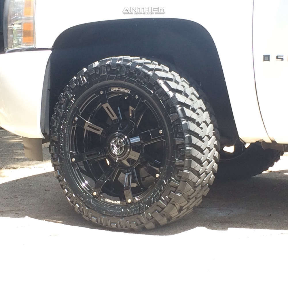 2009 Chevrolet Silverado 1500 Wheel Offset Aggressive > 1" Outside ...