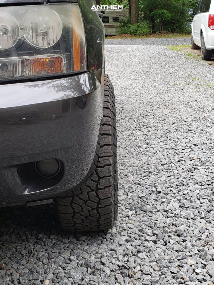 2010 Chevrolet Suburban 1500 Wheel Offset Slightly Aggressive Leveling ...