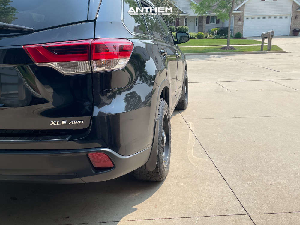 Highlander With Off Road Wheels