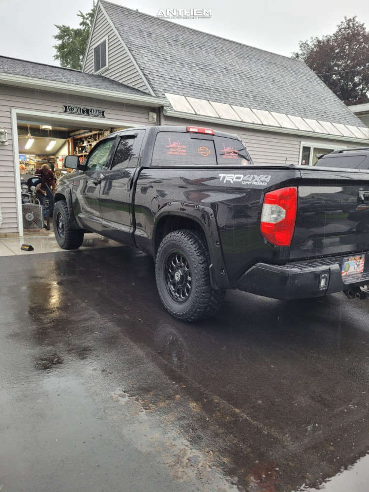 2018 Toyota Tundra Wheel Offset Aggressive > 1" Outside Fender Stock ...