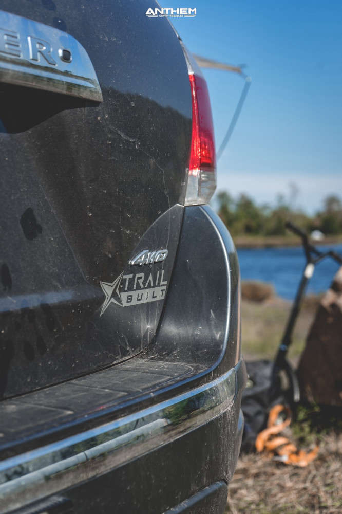 2012 Toyota Highlander Wheel Offset Slightly Aggressive Leveling Kit ...