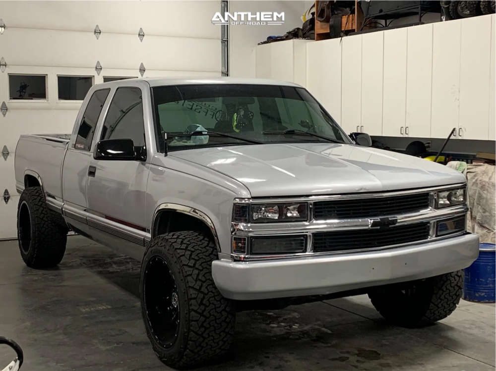 1997 Chevrolet K1500 Wheel Offset Aggressive > 1" Outside Fender ...
