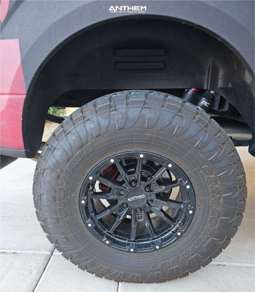 2015 Ford F-150 Wheel Offset Aggressive > 1" Outside Fender Suspension ...