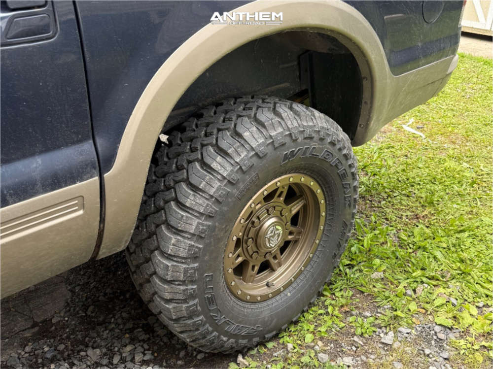 2003 Ford Excursion Wheel Offset Aggressive > 1" Outside Fender ...