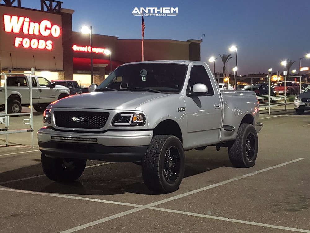 2002 Ford F-150 Wheel Offset Aggressive > 1" Outside Fender Suspension ...