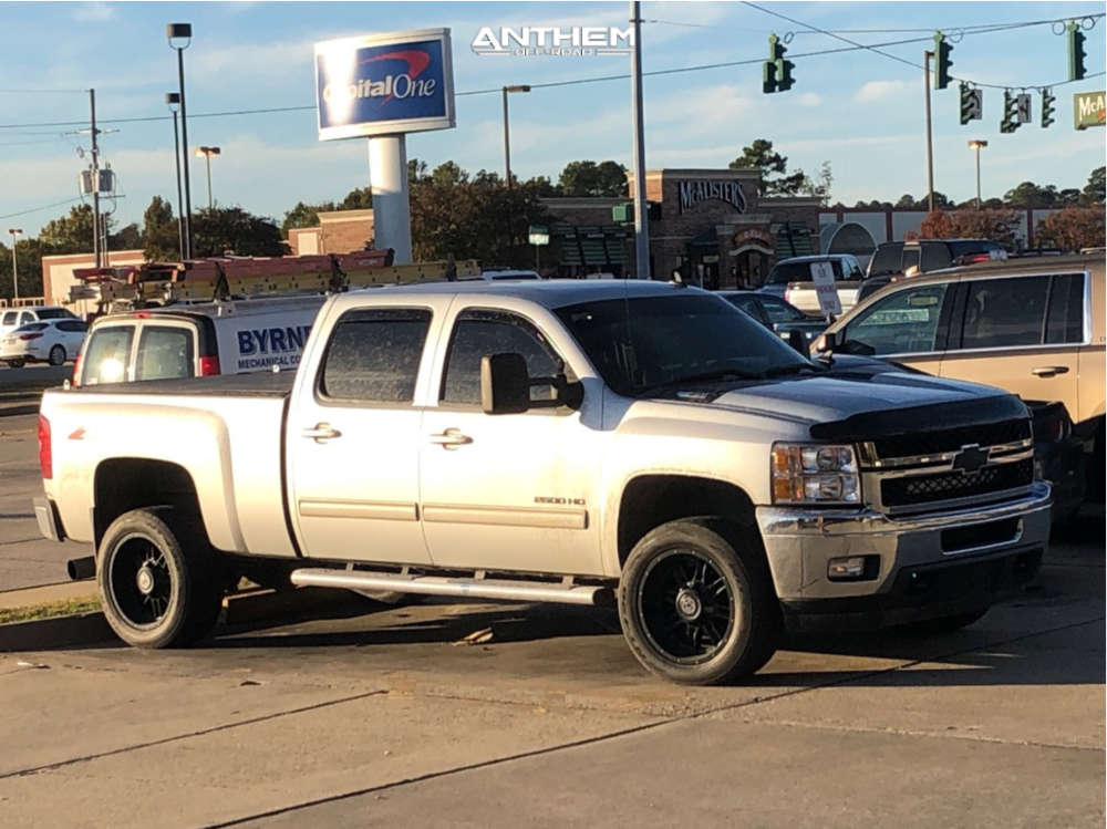 2013 Chevrolet Silverado 2500 HD Wheel Offset Aggressive > 1" Outside ...