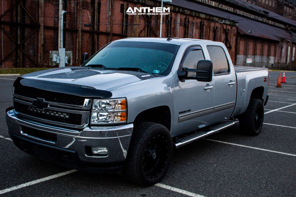 2013 Chevrolet Silverado 2500 HD Wheel Offset Aggressive > 1" Outside ...