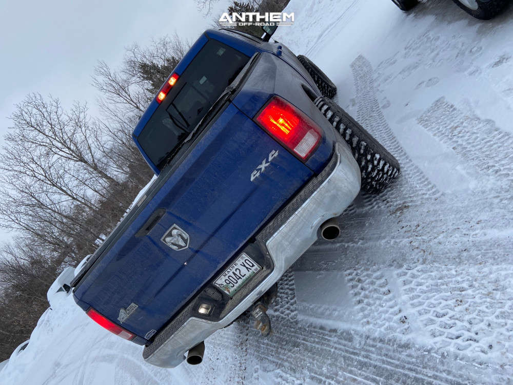 2014 Ram 1500 Wheel Offset Aggressive > 1" Outside Fender Leveling Kit ...