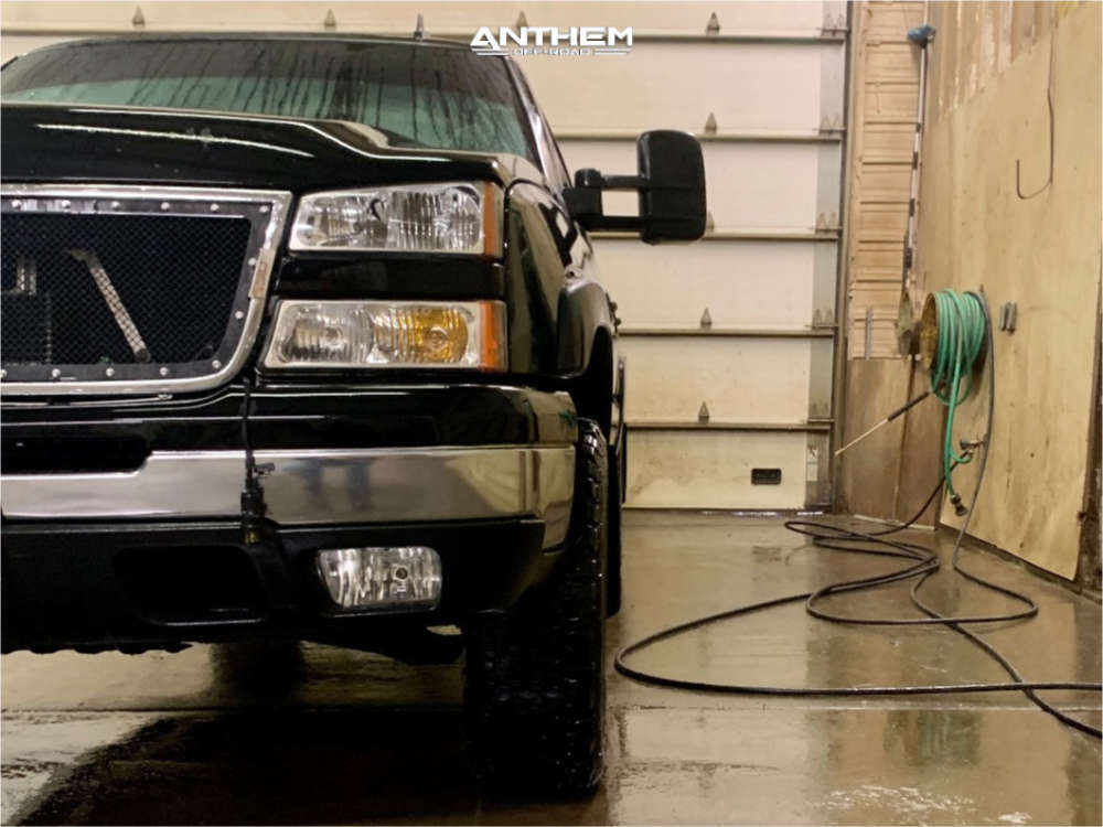 2006 Chevrolet Silverado 1500 HD Wheel Offset Aggressive > 1" Outside ...